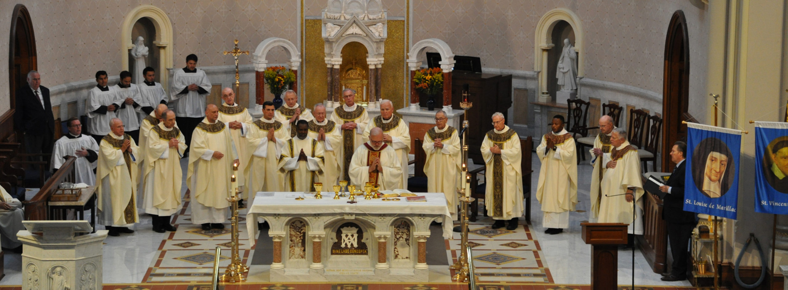 Home - The Miraculous Medal Shrine